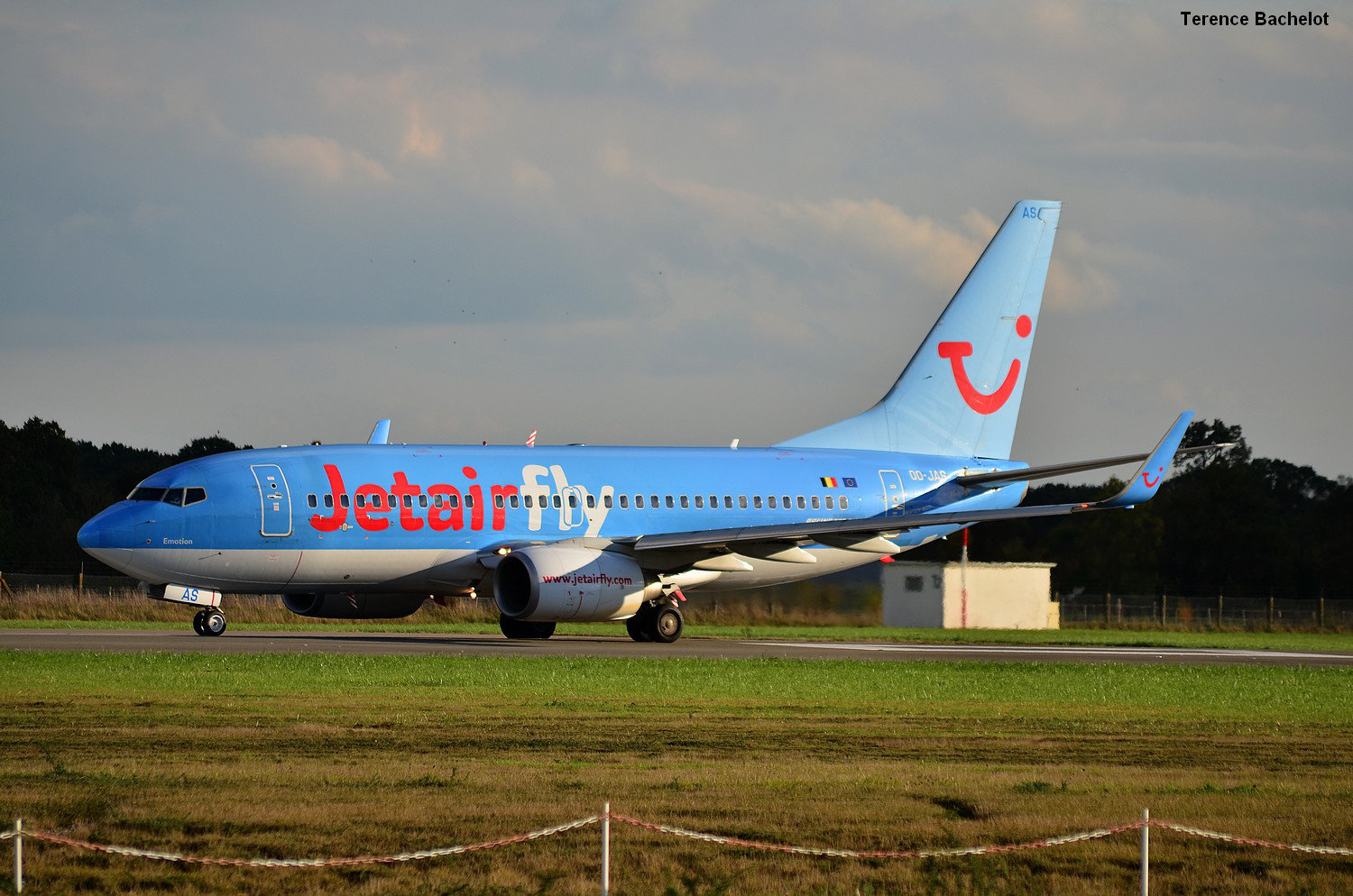 [25/10/2014] Boeing 737-700 (OO-JAS) Jetairfly avec Sharklets