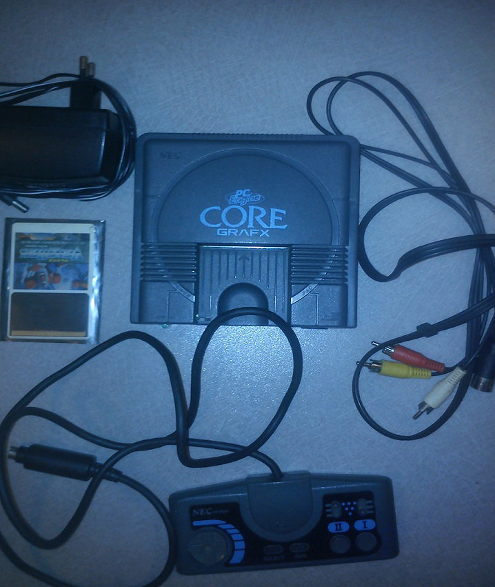 [VENDU] Console NEC COREGRAFX complète mais en panne + 1 jeux.