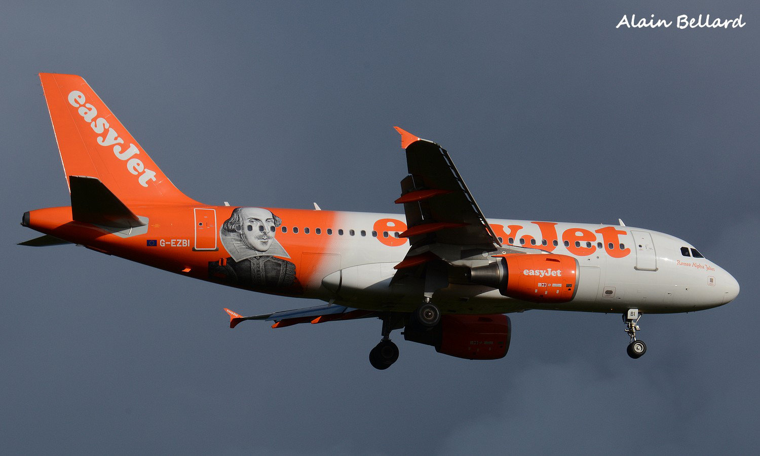 [5/02/2015] Airbus A319 (G-EZBI ) Easyjet ( william shakespeare )