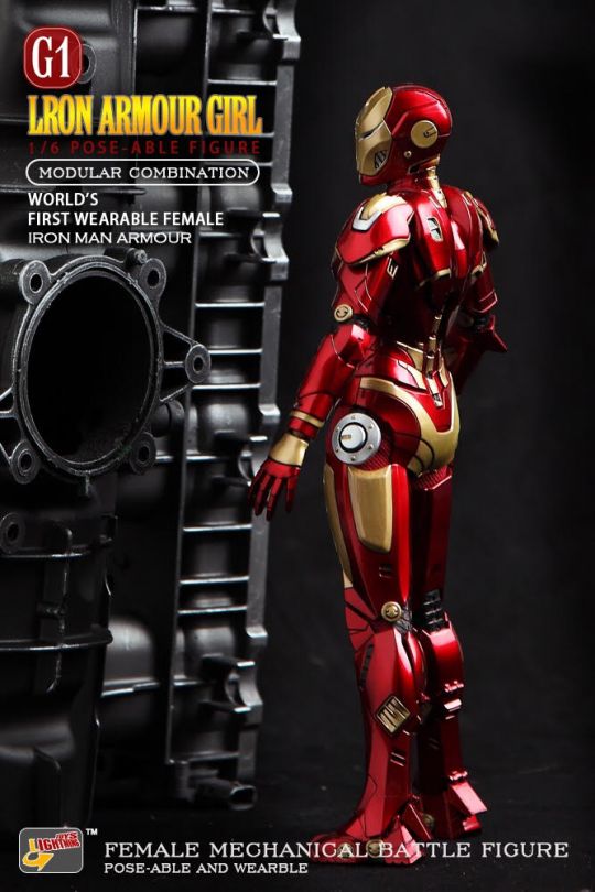 LIGHTNING TOYS - LRON ARMOUR GIRL