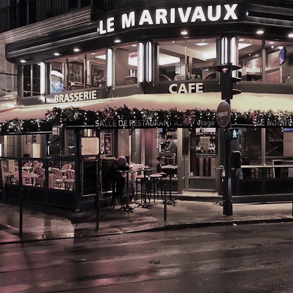 paris caf marivaux et autres lieux