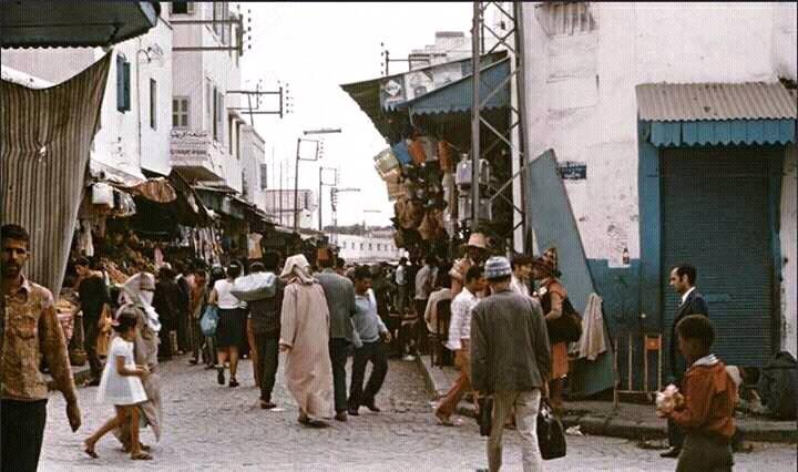 A LA RUE SOUIKA A RABAT.