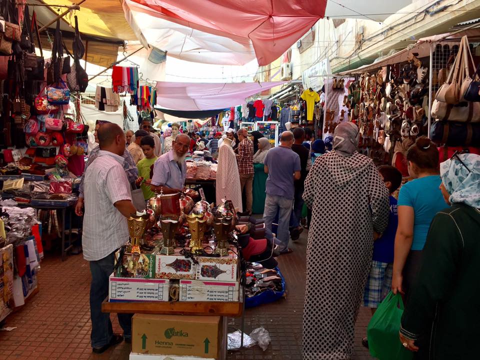 AU SOUK DE LA MÉDINA DE RABAT JUIN 2017. 3/4.