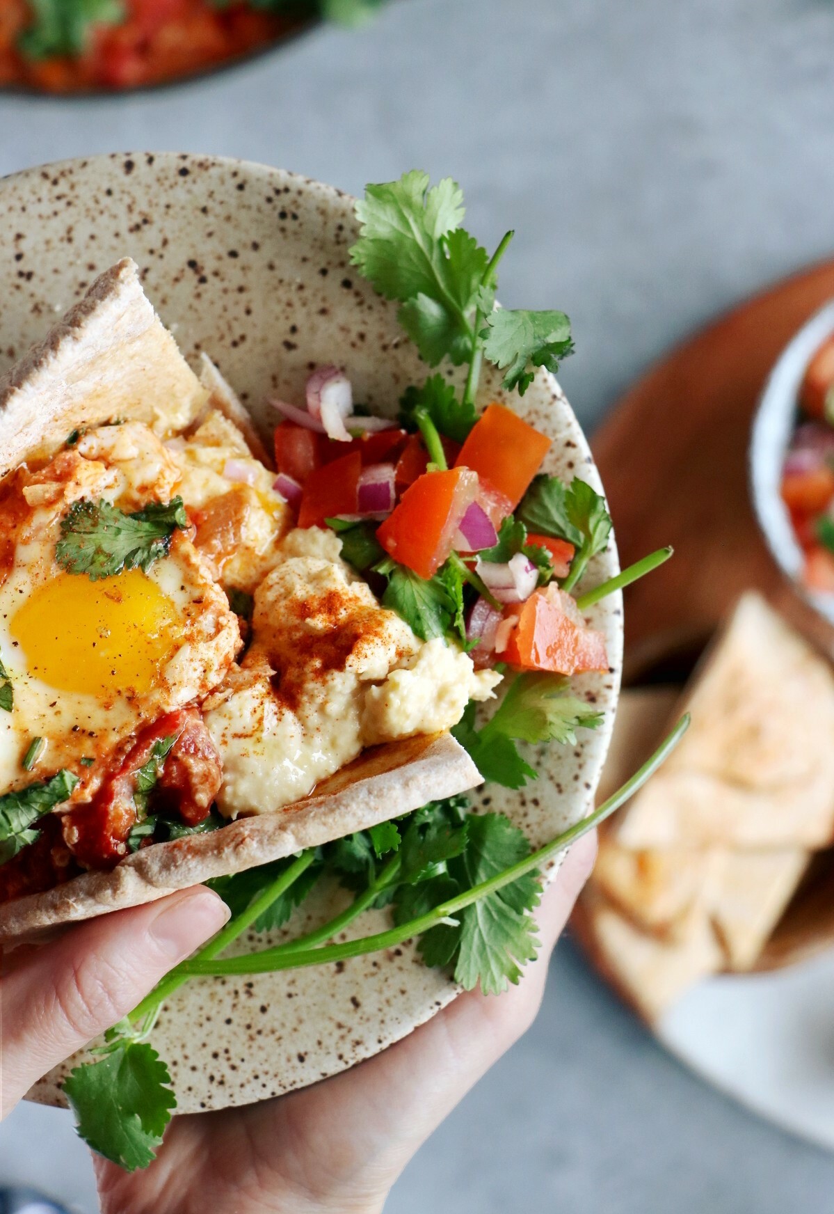 COMMENT SERVIR LA TCHOUTCHOUKA.