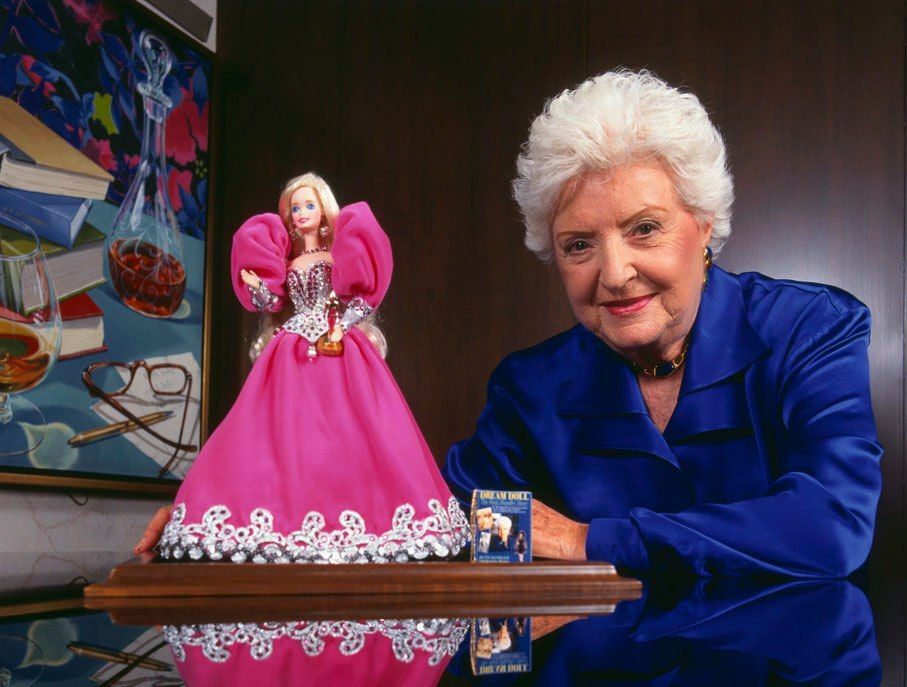 RUTH HANDLER. CREATRICE JUIVE DE LA POUPEE BARBIE. USA.