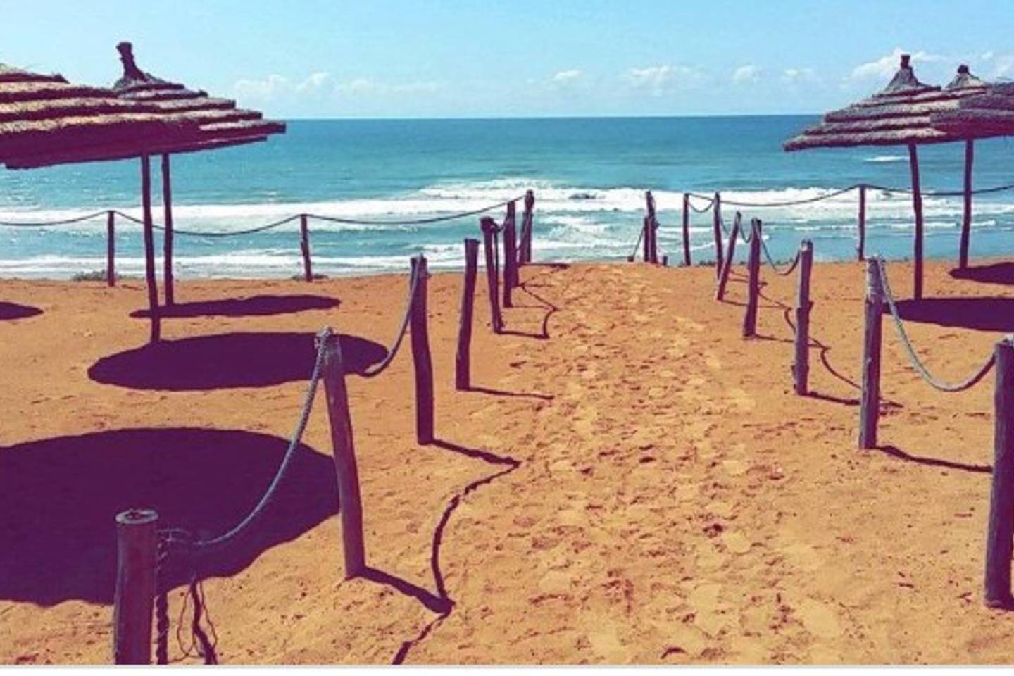 LA PLAGE DES NATIONS (BOUKNADEL) A RABAT.