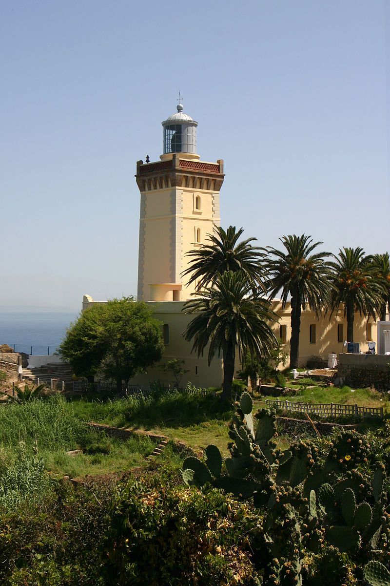 LE CAP SPARTEL ET SON PHARE. TANGER. MAROC.