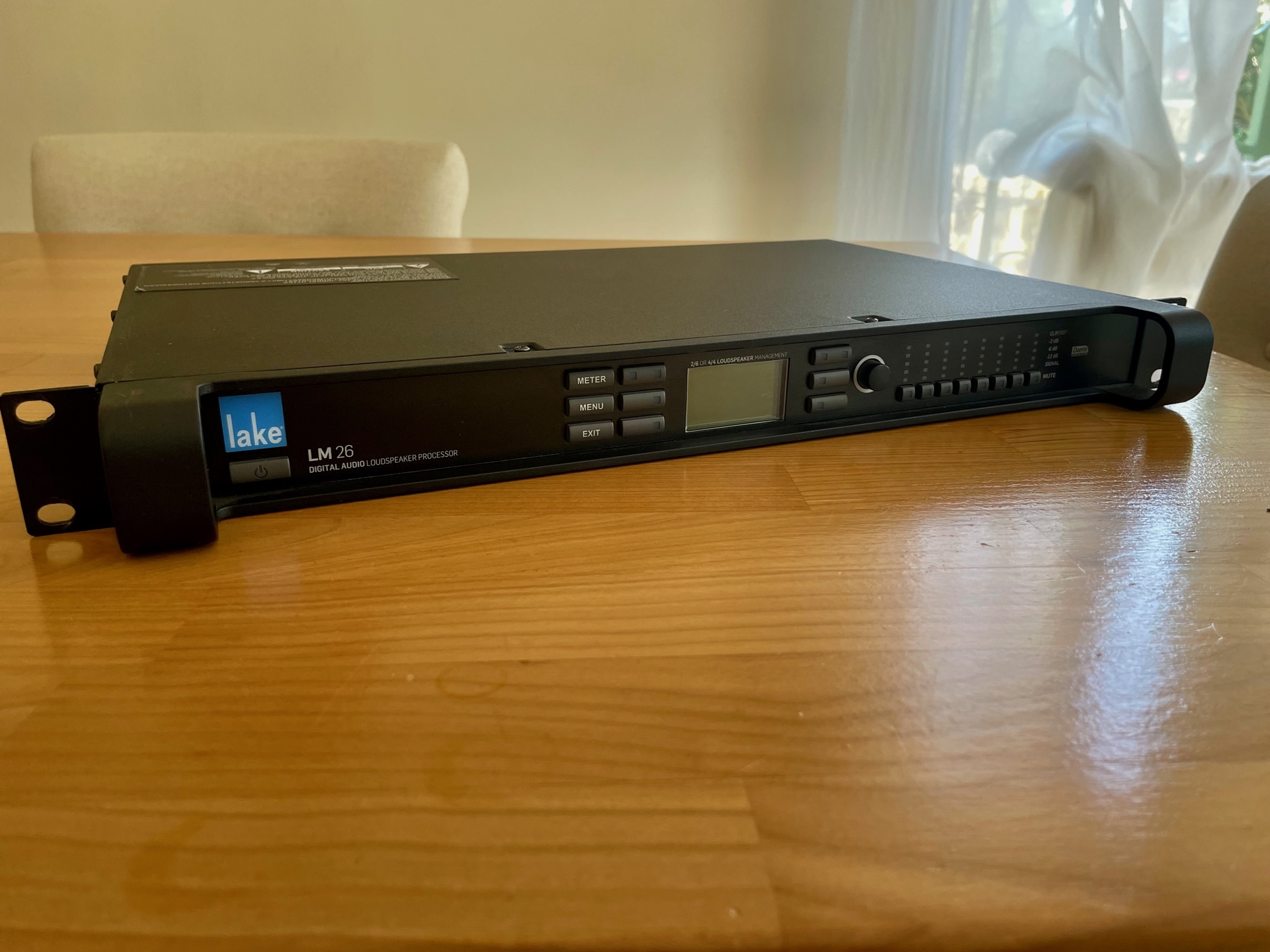 LAKE LM26 Filtre actif