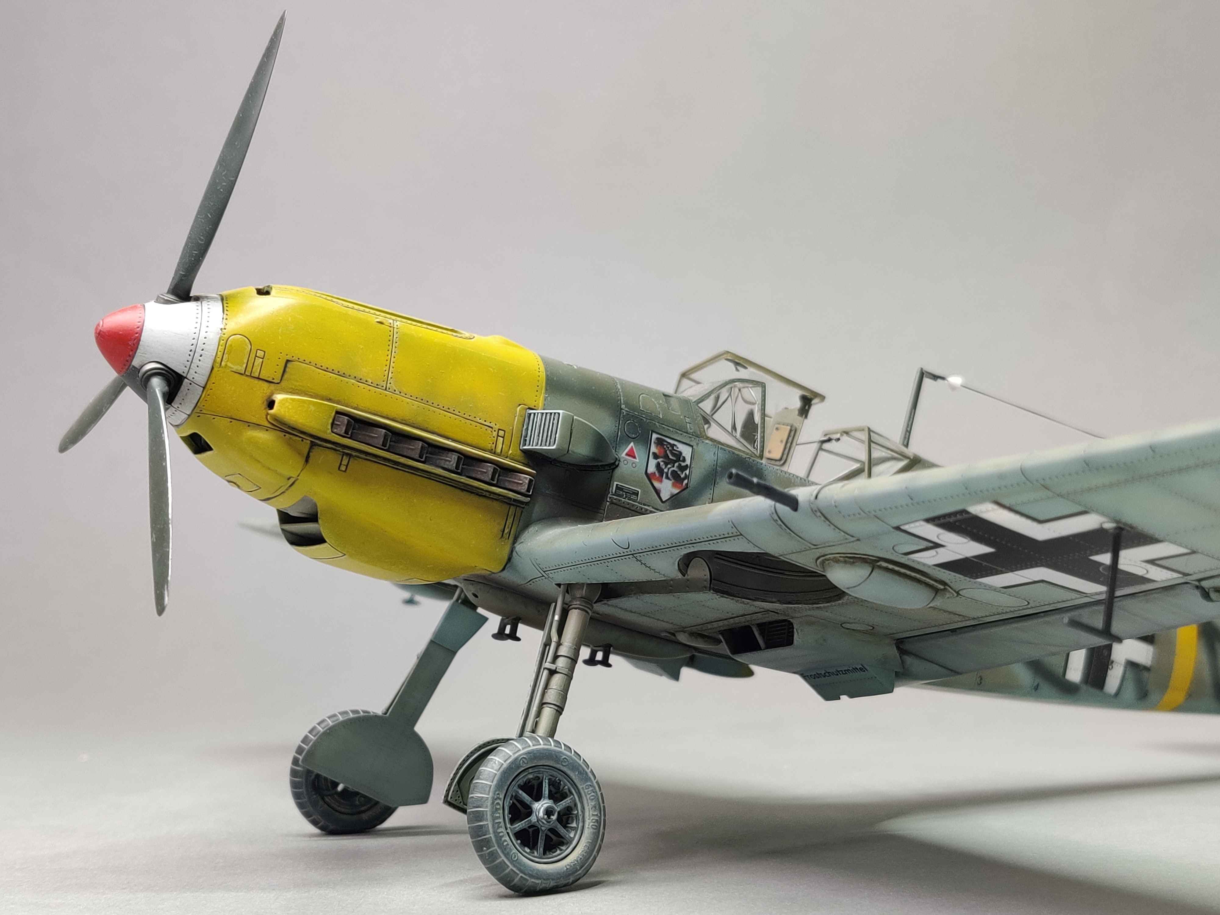 Bf 109 E-4 - Trumpeter - 1/32 - Stab II./JG54 - Ready for Inspection - Large Scale Planes