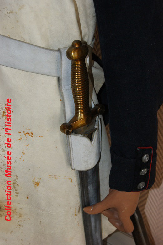 Sapeur en tenue de parade vers 1900-1920.